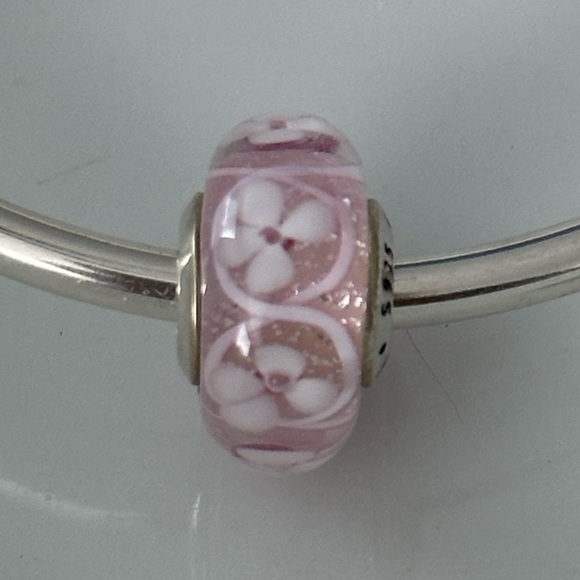 Pandora | Jewelry | Pandora Moments White Flower Murano Glass Charm ...